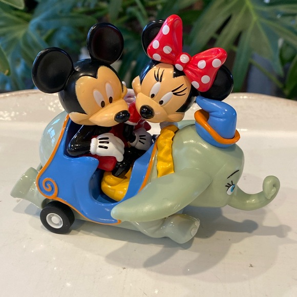 Disney | Toys | Mickey Mouse Minnie Mouse Disney Dumbo Ride Pull Back ...